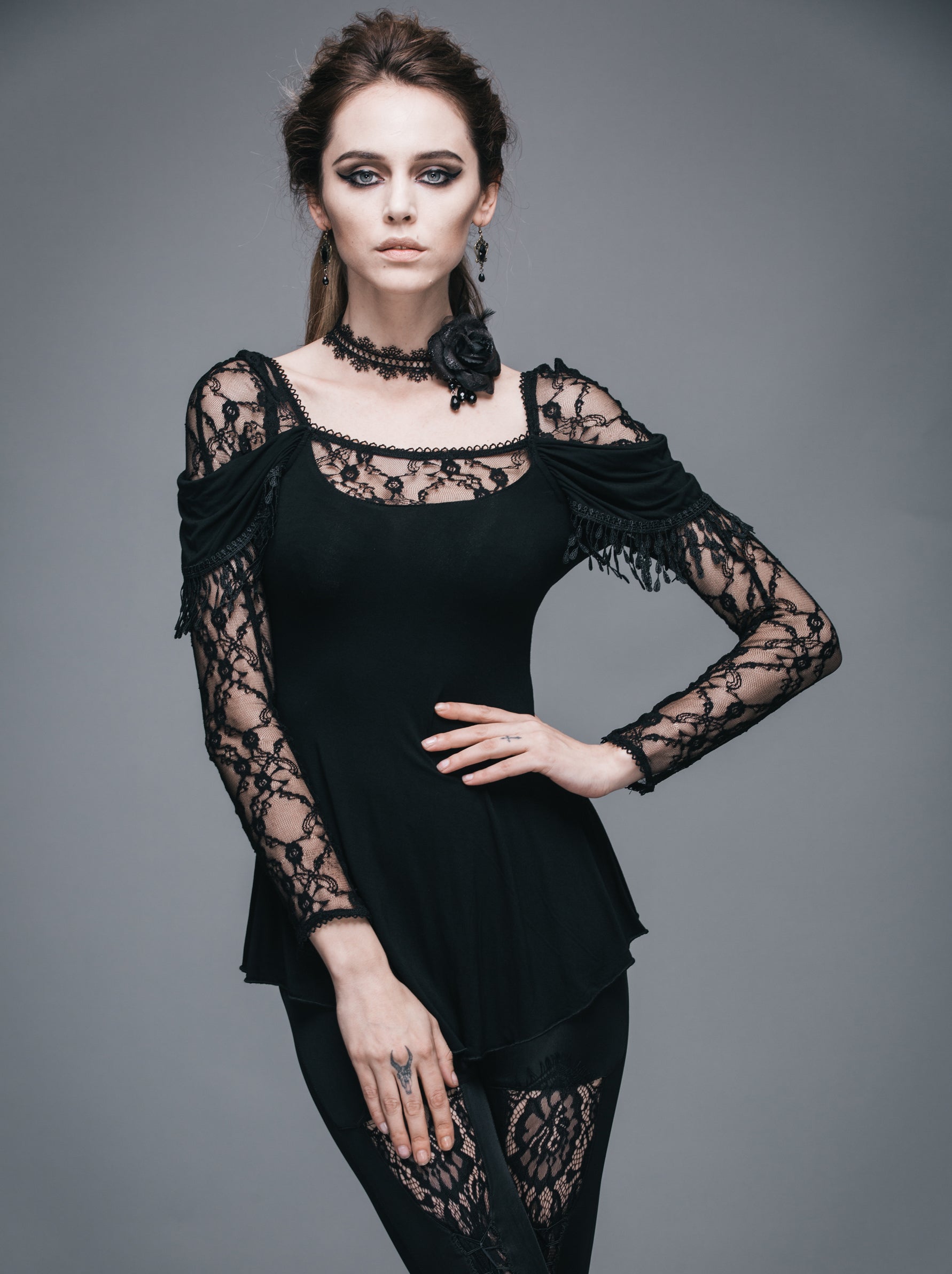 The Lace of Romance Top – Gothic Mania
